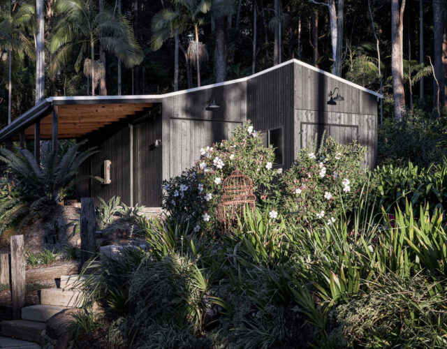 Barn Light feature | Kai Konstruct